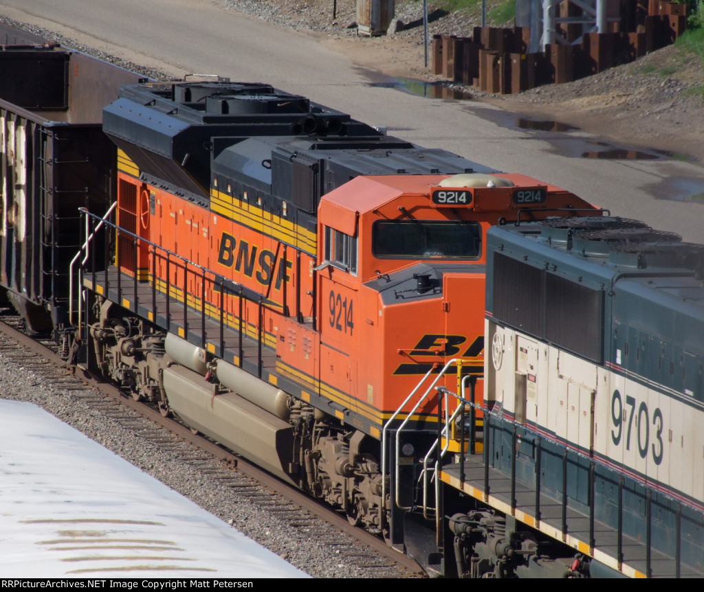 BNSF 9214